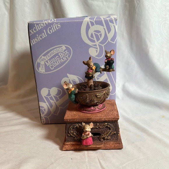 Other | San Francisco Music Box With Mice Figurines On Coffee Grinder ...